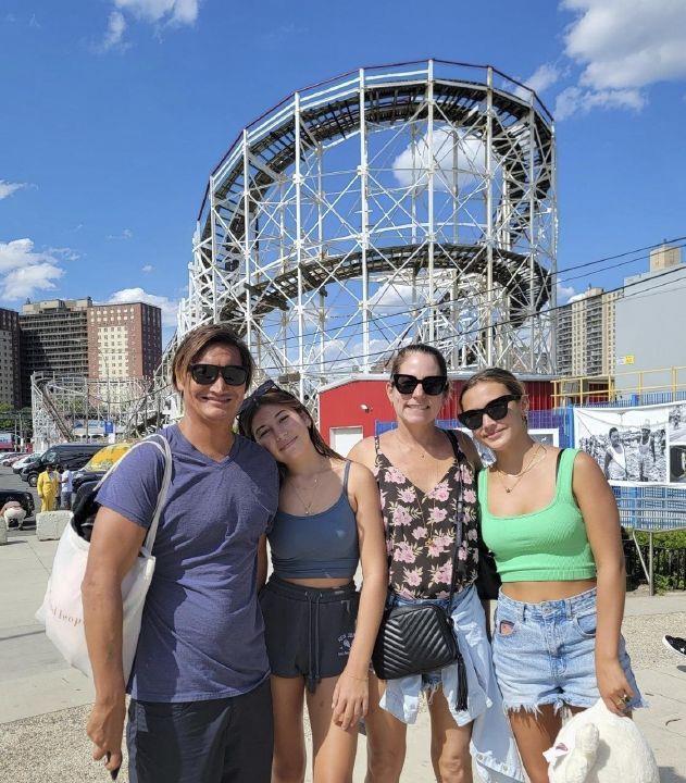 jon jones' daughters